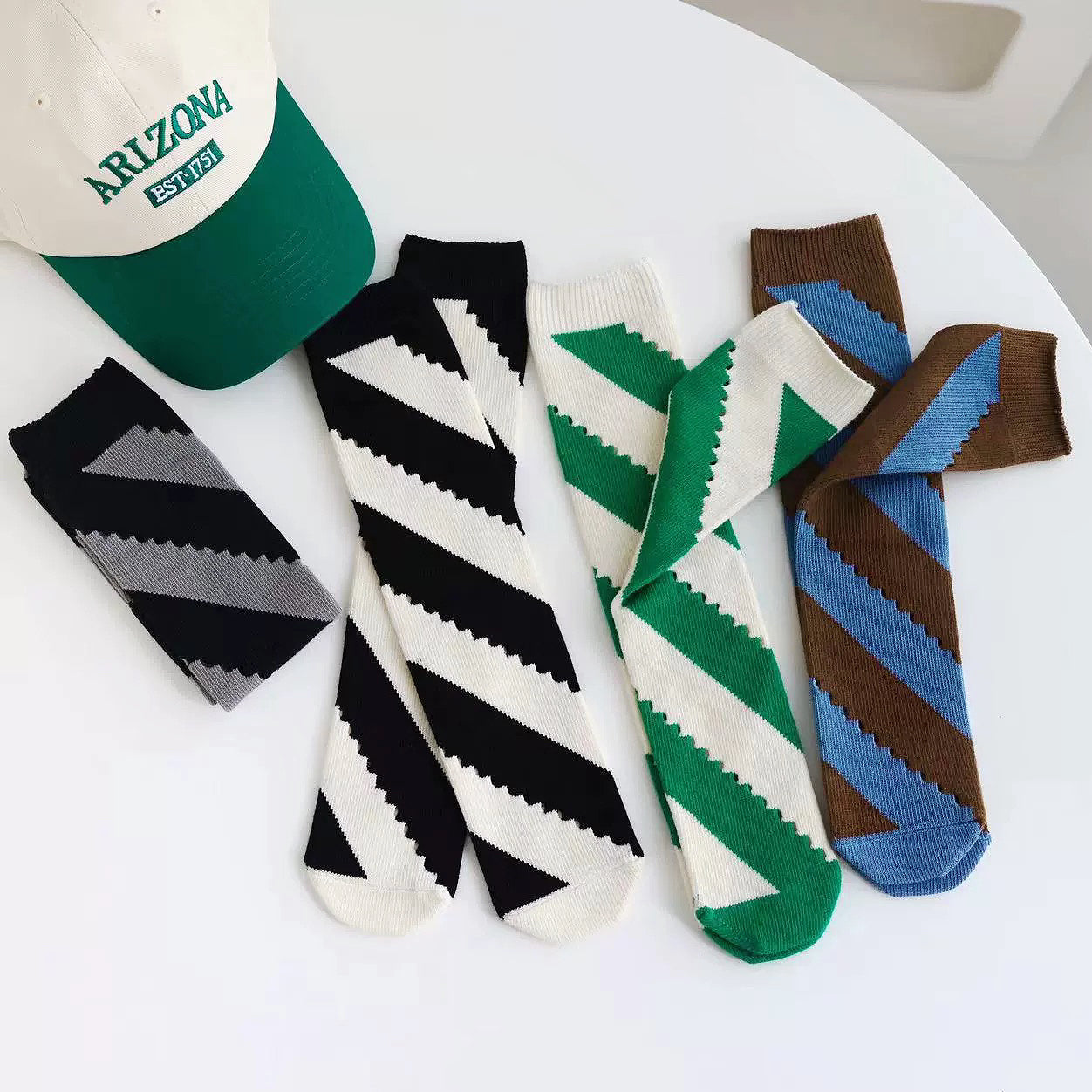 Twill Cutout Socks