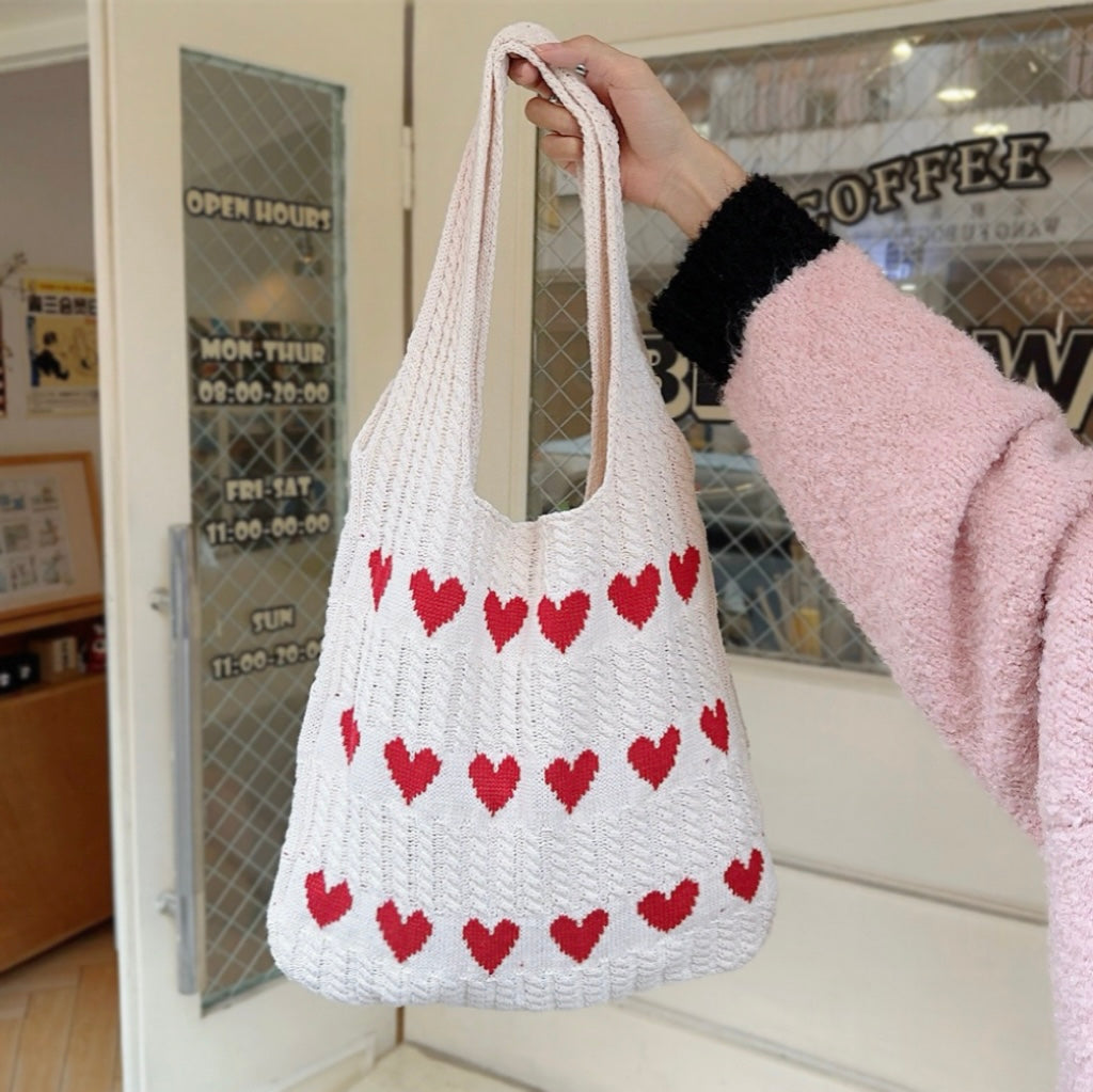 Heart Pattern Crochet Bag